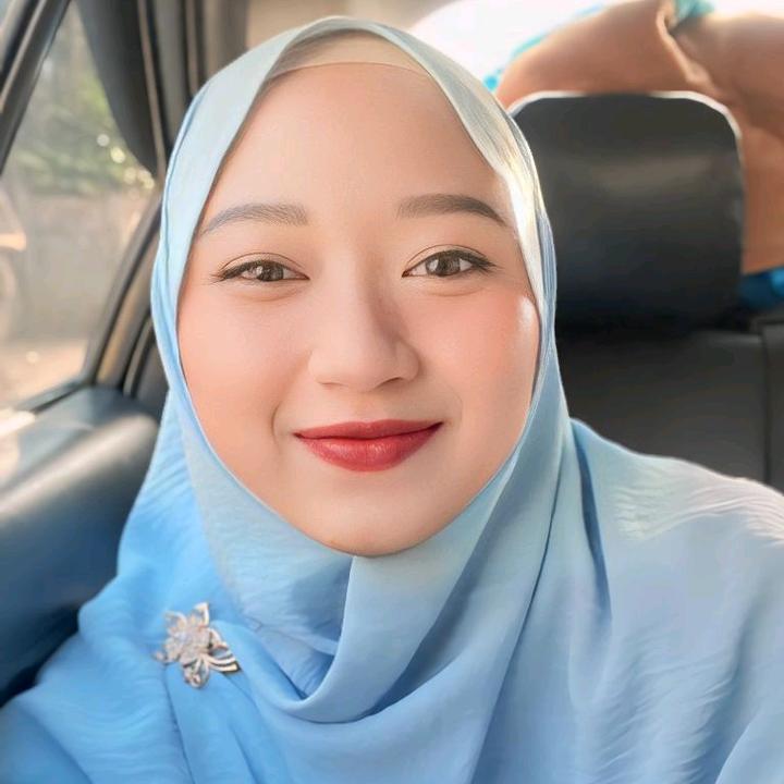 Rate Card dwi ayu febriyani (@dwiayufe_) Tiktok Terbaru - KOL.ID